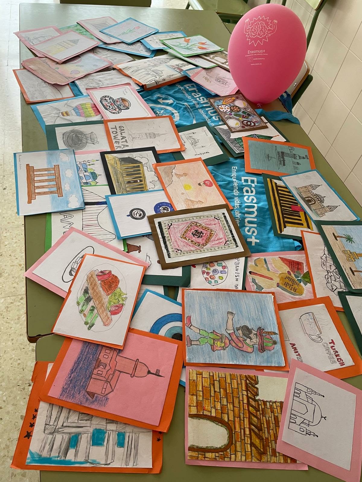 Postcards Exchange for Erasmus Days – SP162 w Krakowie